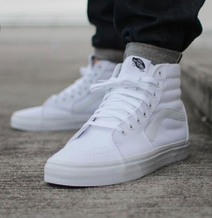 Thời trang thanh lịch cùng Vans All White