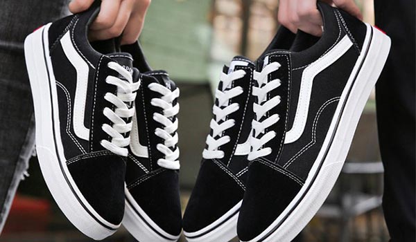 Bỏ túi cách thắt dây giày Vans Classic đơn giản, dễ thực hiện