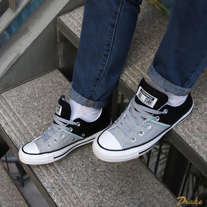 Mang sắc màu cuộc sống vào tủ giày của bạn với Converse hai màu