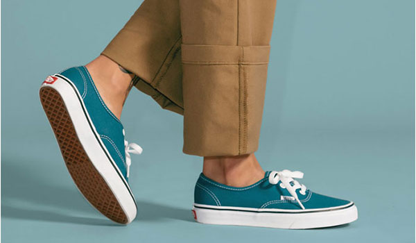 Giày Vans màu xanh comeback ở nhiều phối màu đẳng cấp